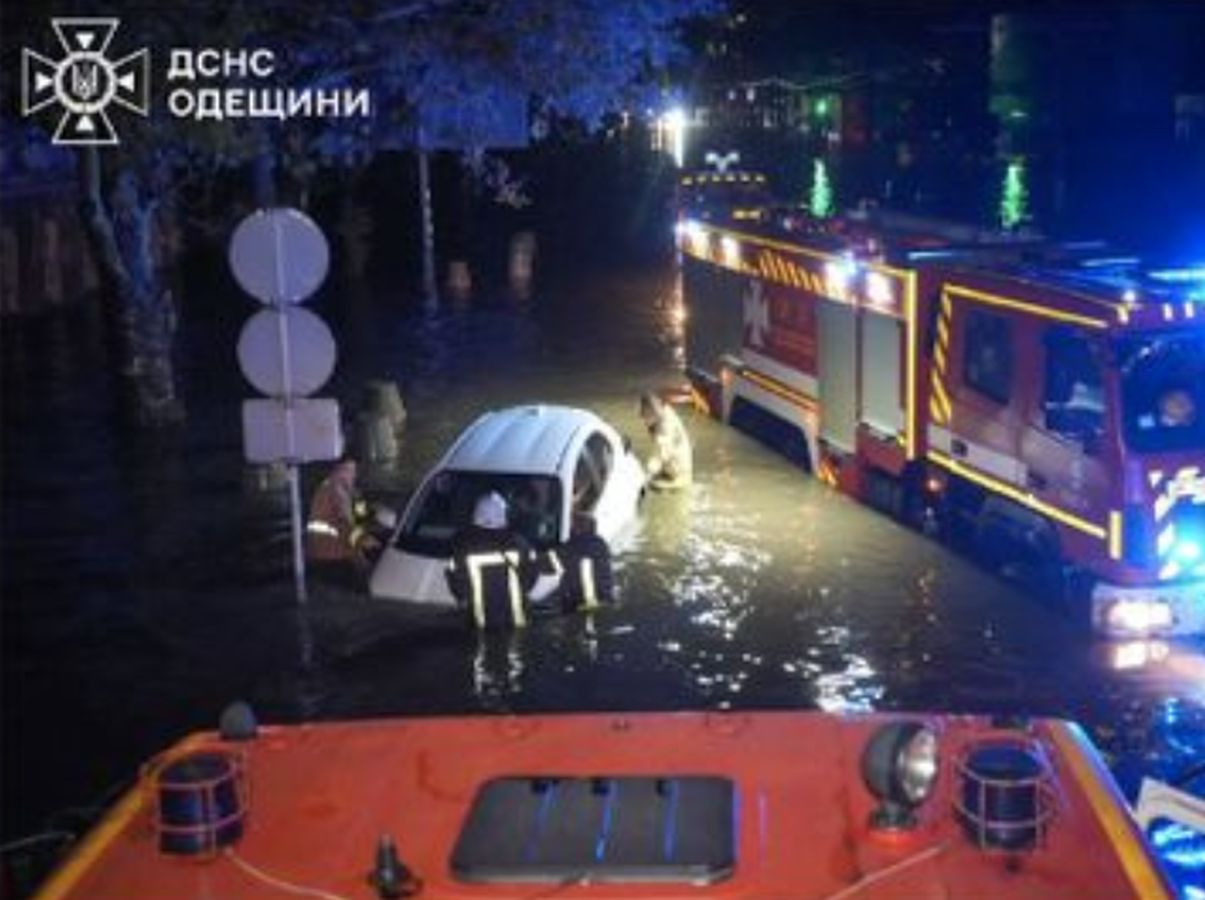 В Одессе стихия забрала жизни 9 людей, в том числе ребенка | «ФАКТЫ»